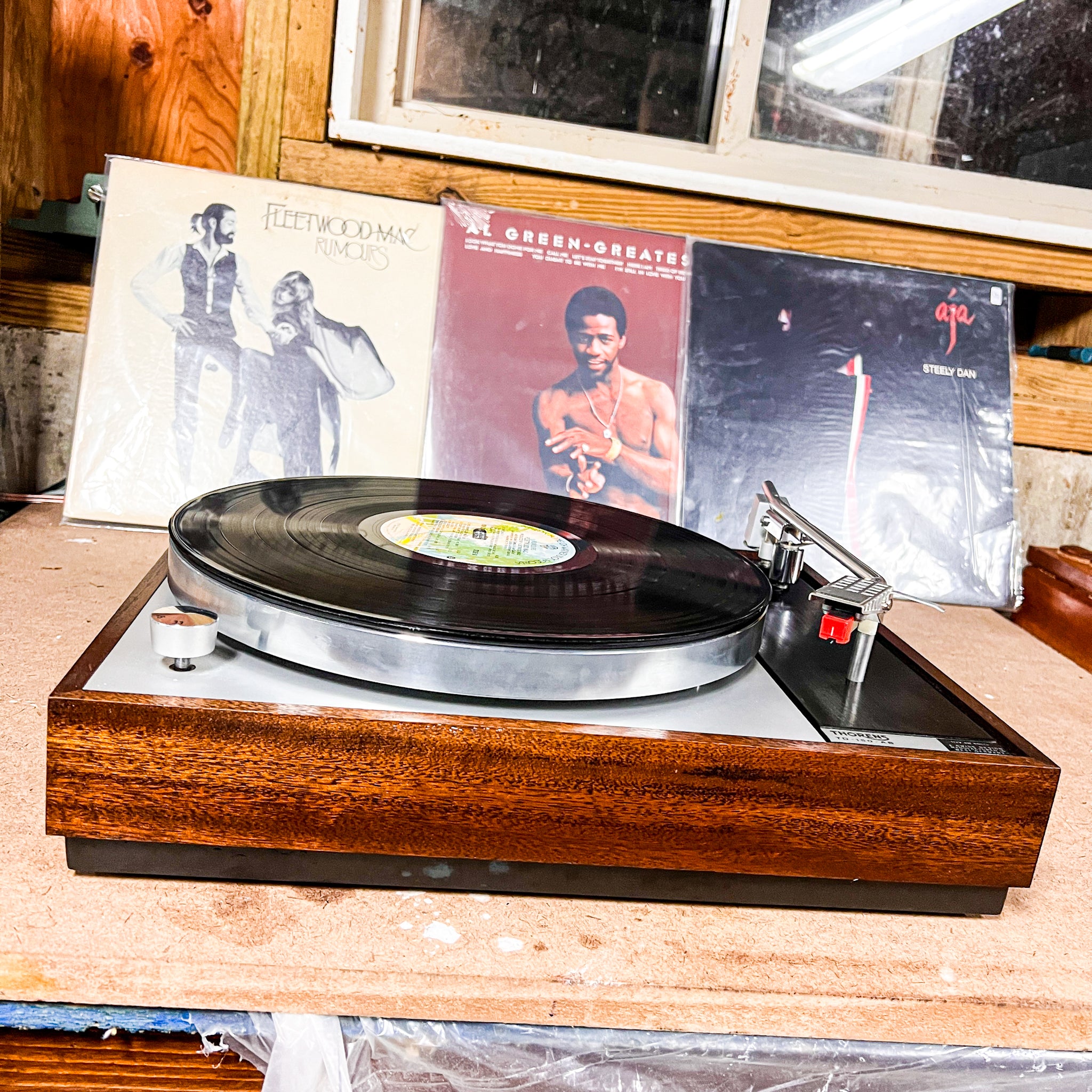 Turntables – Vinyl Vogue